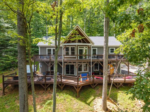 Secluded Mountain Retreat Near Downtown Avl - Asheville, NC