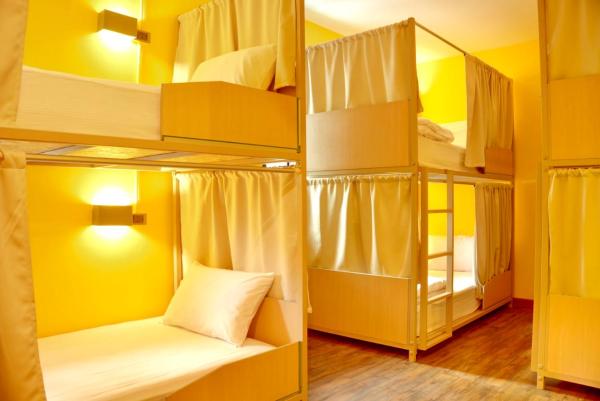Bed & Beach Hostel Karon - Kata Beach
