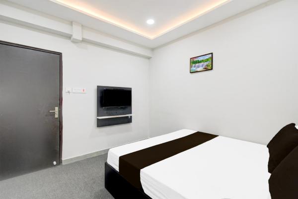Hotel O N Grand - Medchal