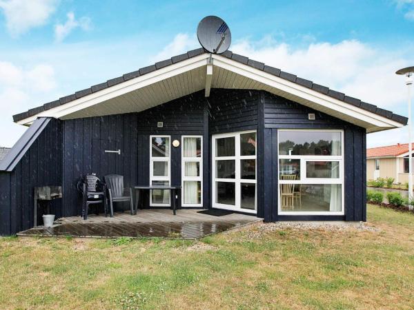 6 Person Holiday Home In Groemitz - Lensahn