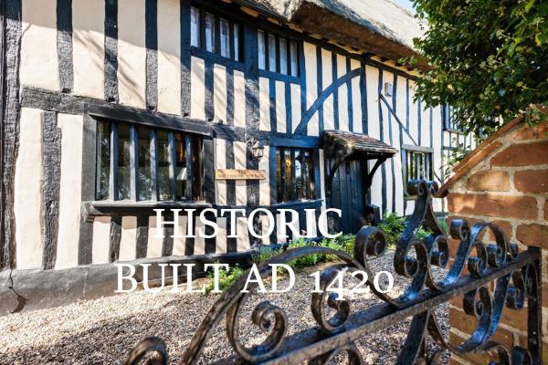 The Greyhound - Historic Former Inn - Long Melford