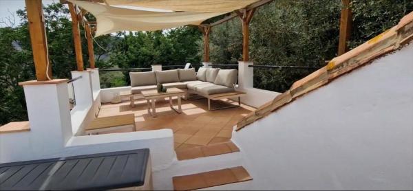 Beautiful Rustic House - Comares