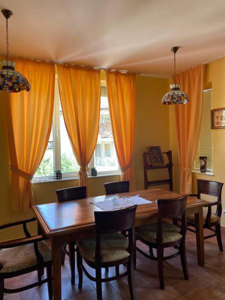 Under The Walnut Tree Apartment - Varna