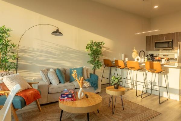 Chill & Book Now! 2br Apt With Parking & Sleeps 12 - New Jersey