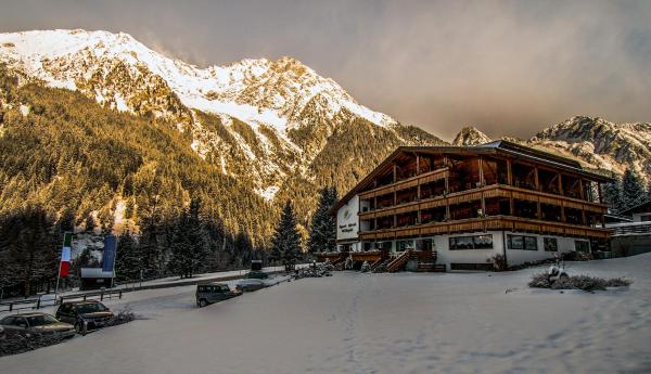 Sport Hotel Wildgall - Antholz Mittertal
