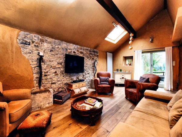 Farmhouse In Durbuy With Sauna & Garden - België