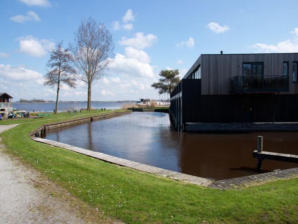 Charming Apartment In Langweer With Jetty - Sneek