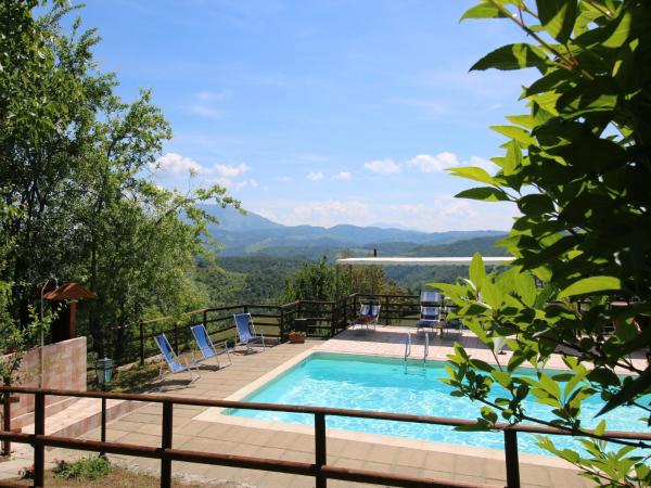Farmhouse In Apecchio With Pool & Spa - Marche