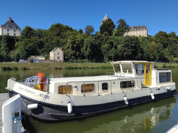 Penichette Cosy Couple Famille Amis Ouvriers - Château-Gontier-sur-Mayenne