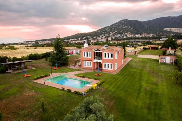 Villa Avra - Драма