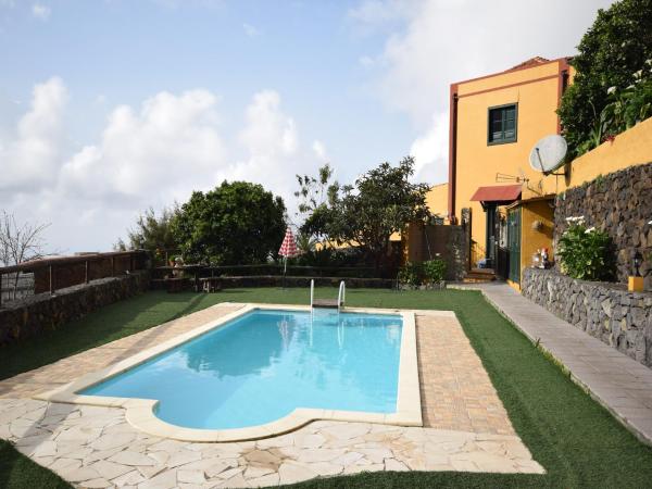 Cave House In Tenerife With Pool And Beach - La Orotava