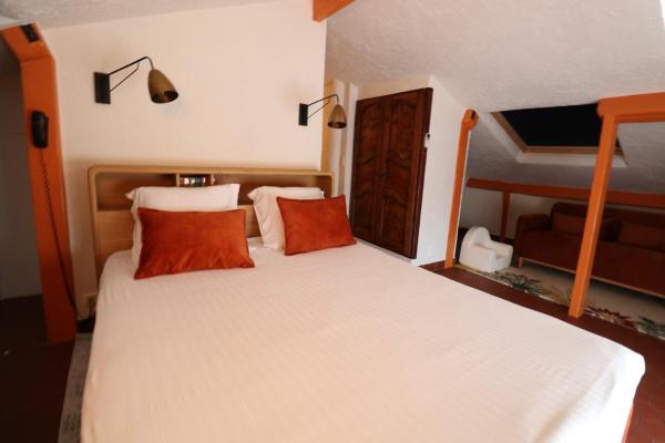 La Villa Roseraie , Hôtel Familial Ouvert Toute L'annee - Vence