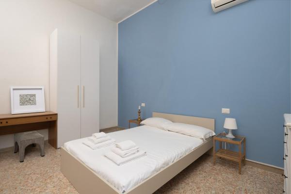 Spacious Oltrarno Apartment With Private Garden - Firenze