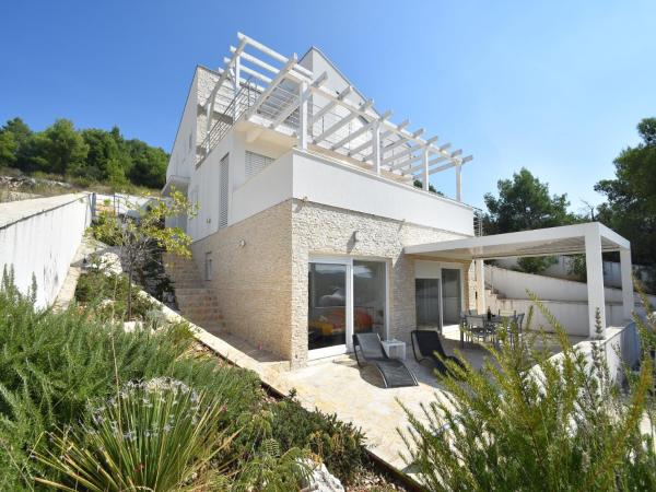 Apartment By The Beach In Dalmatia - Šibenik