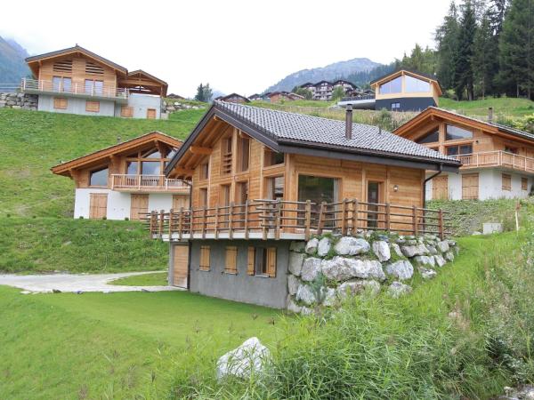 Chalet In La Tzoumaz Near Ski Slopes - Canton du Valais
