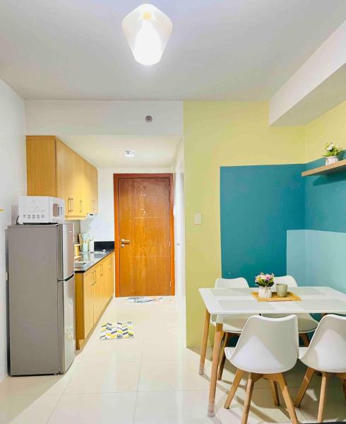 Apartment In Shell Residences - Pasay