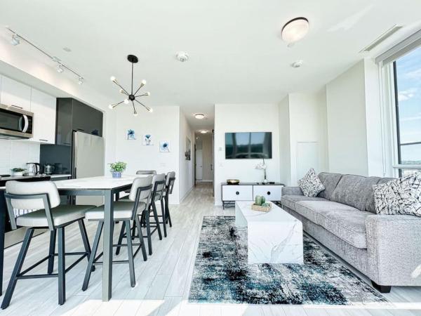 The Panorama Penthouse - 180 Views And Free Parking By Instant Suites - Toronto