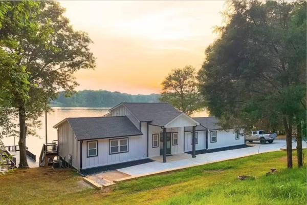 Sunset Shores Retreat - 벨몬트