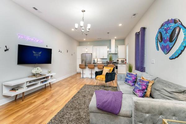 Queen City's Nest Uptown - Charlotte