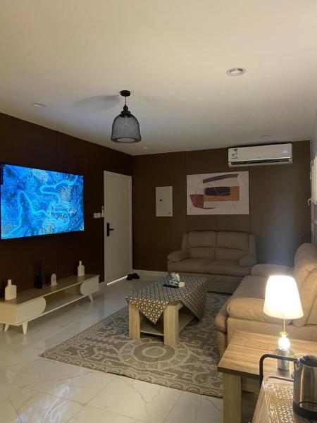 شقة أنيقة غرفتين وصالة بأثاث فندقي - Dammam