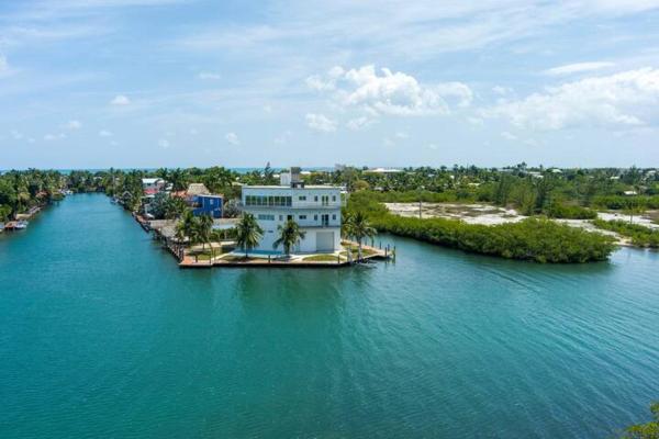 Harbour Place Suites - Placencia