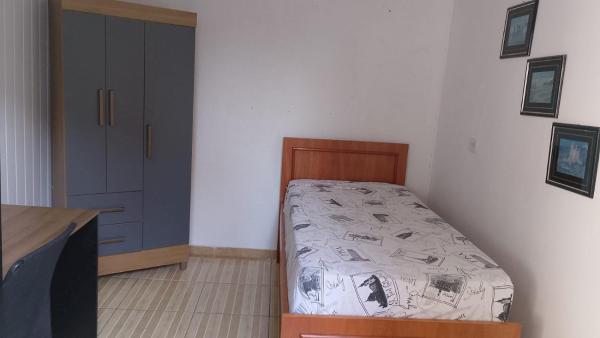 Quarto Privativo Individual - Curitiba