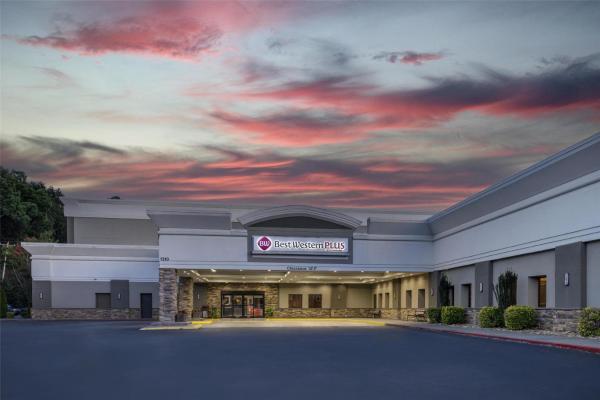 Best Western Plus Clemson Hotel & Conference Center - Clemson, SC