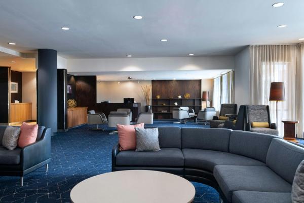 Courtyard By Marriott Omaha Aksarben Village - 오마하