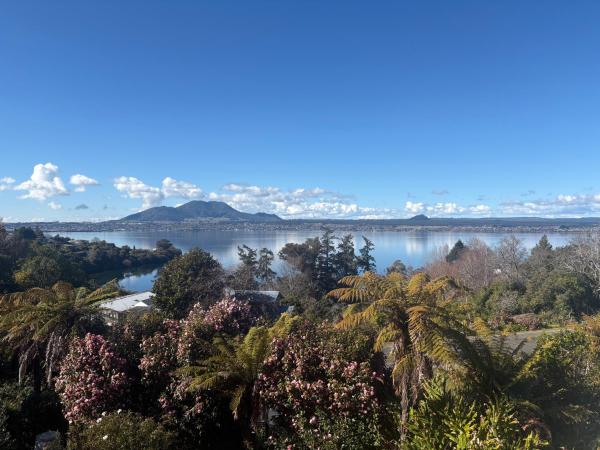 Ewing Escape, Acacia Bay, Taupo - Taupō