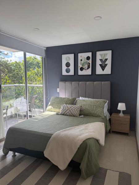 Apartamento En El Poblado - Envigado