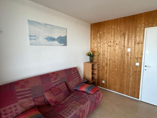 Appartement Sud Avec Terrasse Et Garage à Super Besse - Fr-1-814-96 - Chambon-sur-Lac