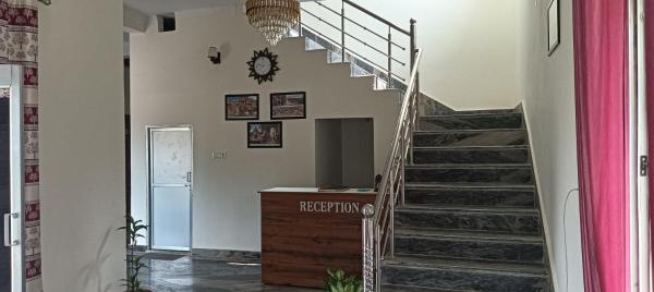 Rainbow Homestay Khajuraho - カジュラーホー