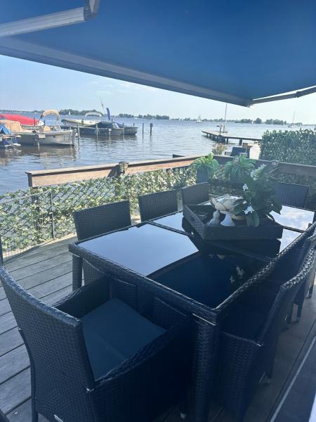 Woonboot De Dobber Loosdrechtse Plassen 4-8 Personen - Laren