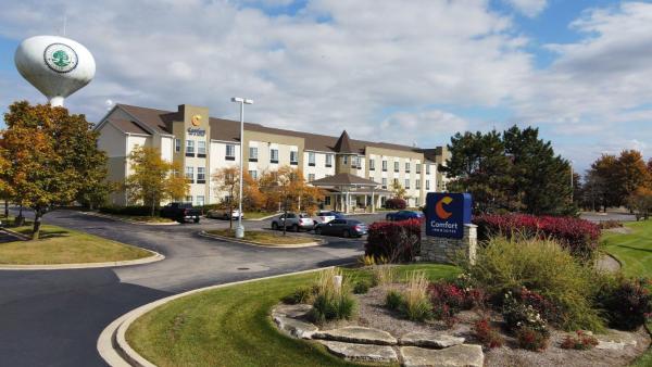 Comfort Inn & Suites Geneva- West Chicago - Aurora, IL