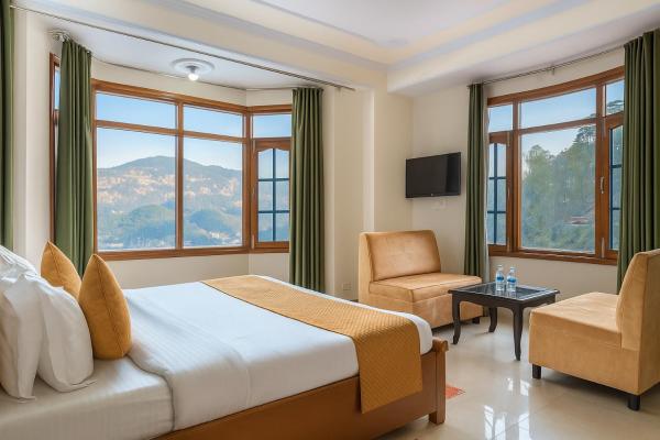 Alps Sunshine Regency - A Beautiful Hotel In The Clouds Towards Snow Capped Mountains - Shimla