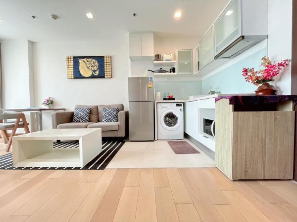 Luxury Condo Near Old City On Changklan Road 816 - Chiang Mai