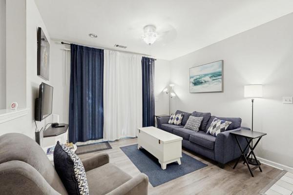 1600 Long Grove - Charleston, SC