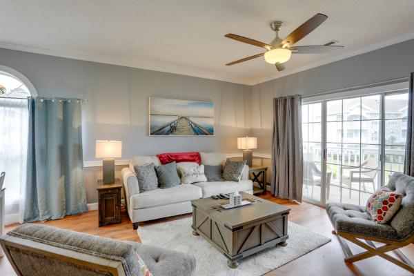 < 2 Mi To Coast: Condo W/ Pool In Myrtle Beach - Myrtle Beach, SC