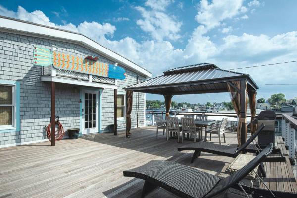 Stay At The Neck - Ipswich, MA