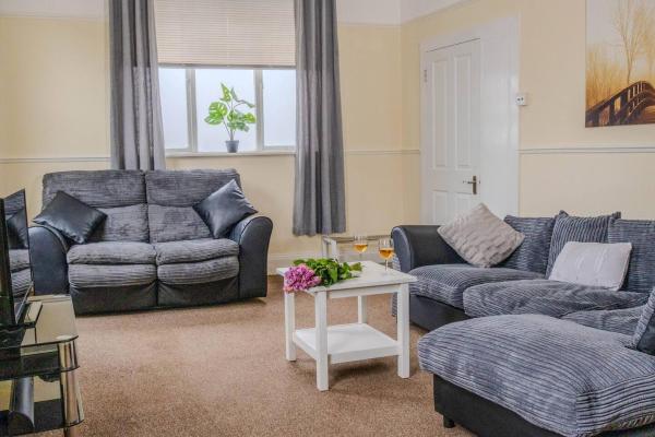 Crystal Corner - Close To Ramsgate Harbour - Broadstairs