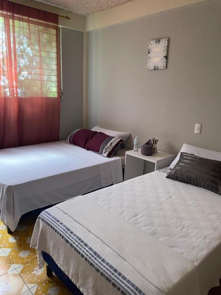 Mountain View Hostel - Santa Ana