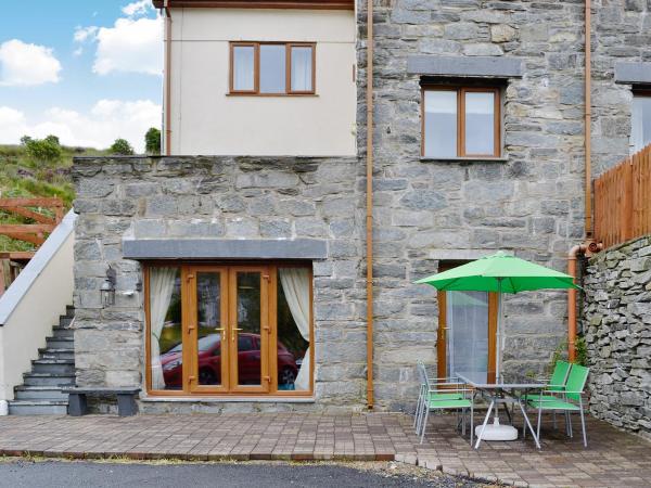 Llwyn Rhedyn - Blaenau Ffestiniog
