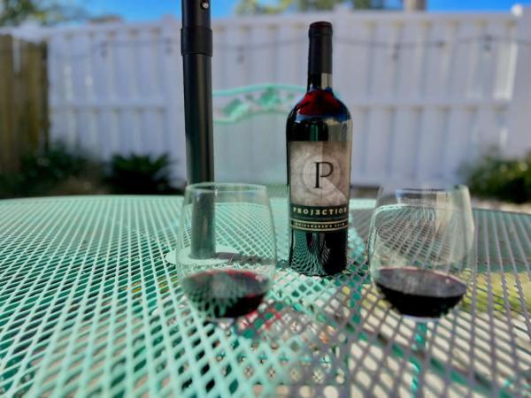 Beach Haven - Coastal Townhome 700 Feet To Beach, Fire Pit, Bbq, Pets Ok, & More! - Panama City Beach, FL