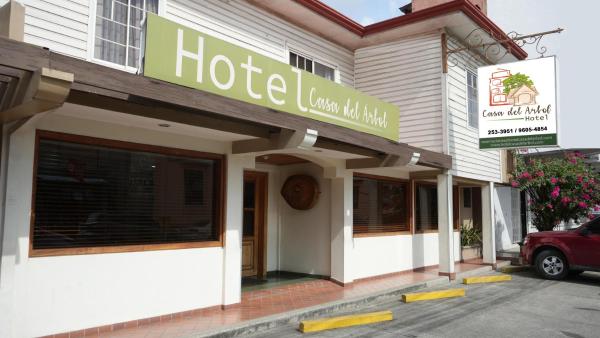 Hotel Casa Del Arbol - Honduras