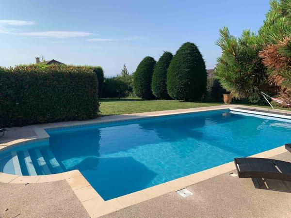 5 Bed Villa, 6 Baths, View And Beautiful Pool - Les Rousses