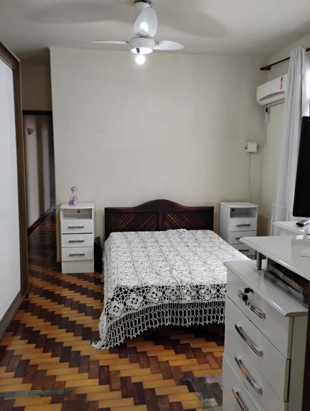 Apartamento No Rio Branco, Próximo Ao Hospital De Clínicas - Porto Alegre