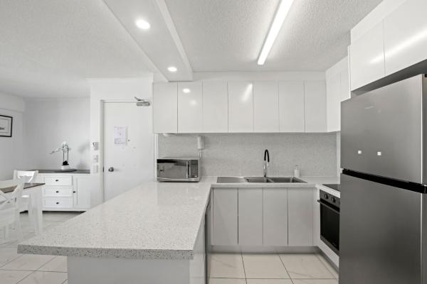 Lindomare Unit 16, 11 Orvieto Tce, Kings Beach - Bribie Island