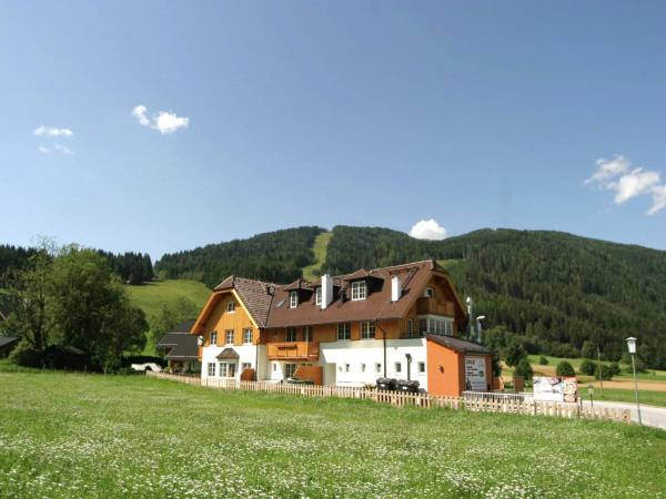 Apartment Close To Skiing - Katschberg Pass