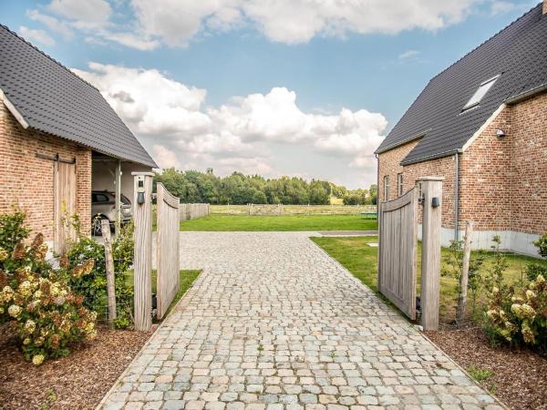 Peaceful Peer Holiday Home - Weert