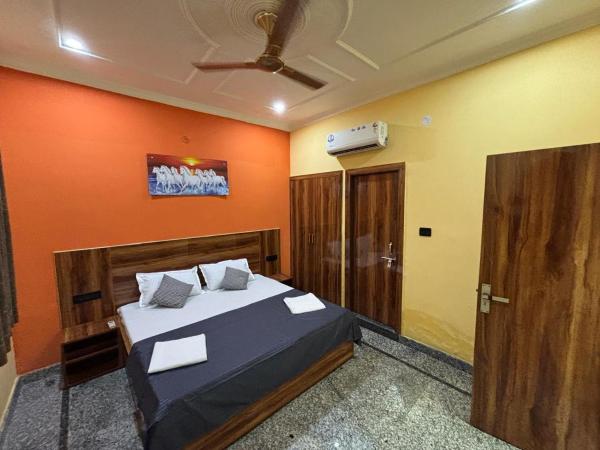 Voyageurs Homestay - Agra